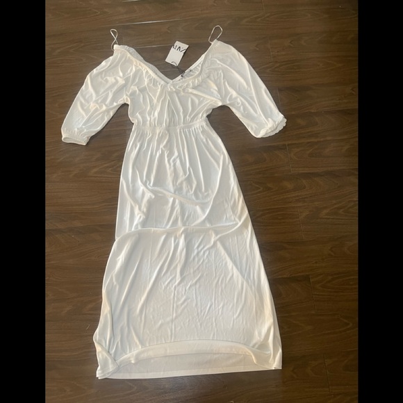 Zara | Dresses | Zara White Ballon Sleeve Off Shoulder Dress | Poshmark